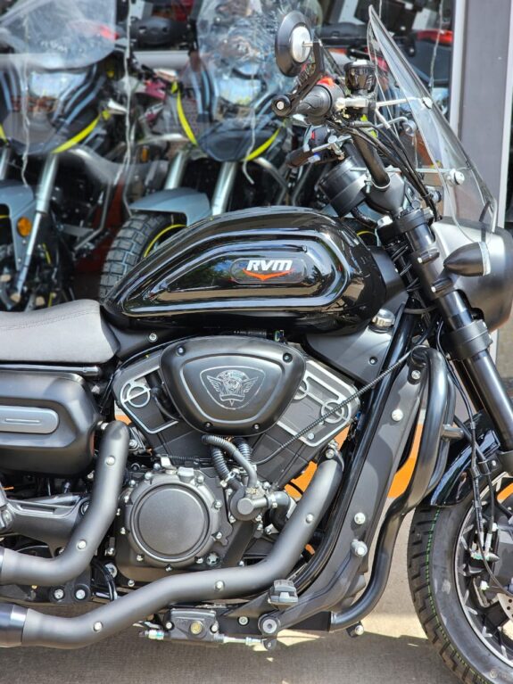 RVM V400 La Nueva Custom Del Mercado - Portal Moto Latino Marketplace ...